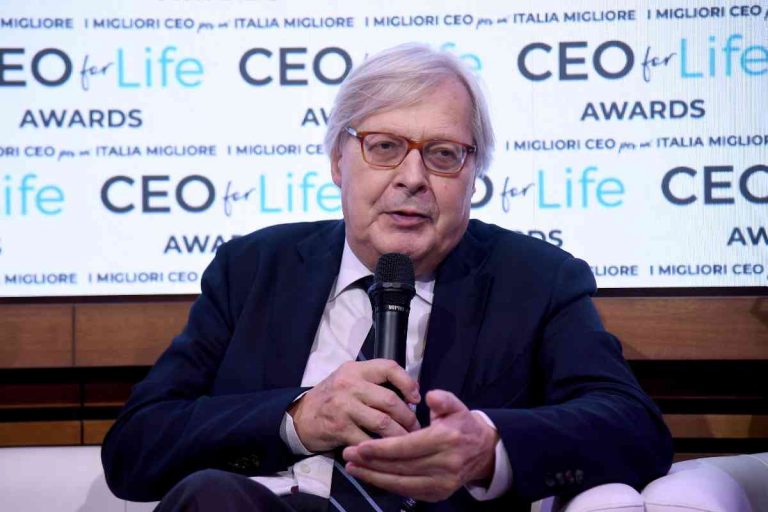 Vittorio Sgarbi, avete mai visto le figlie? Evelina ed Alba sono ...