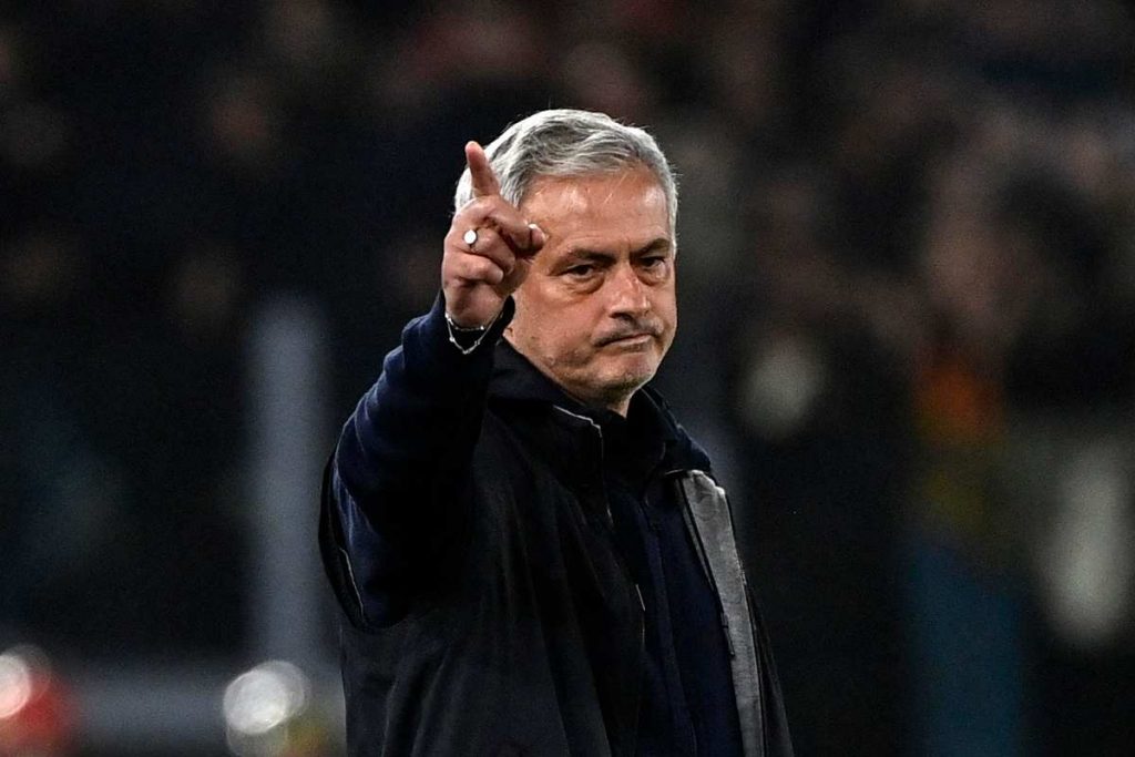 Mourinho torna il 25 febbraio: la decisione è arrivata