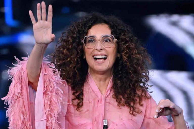 Teresa Mannino, dal successo di Sanremo al timone di uno show Mediaset ...