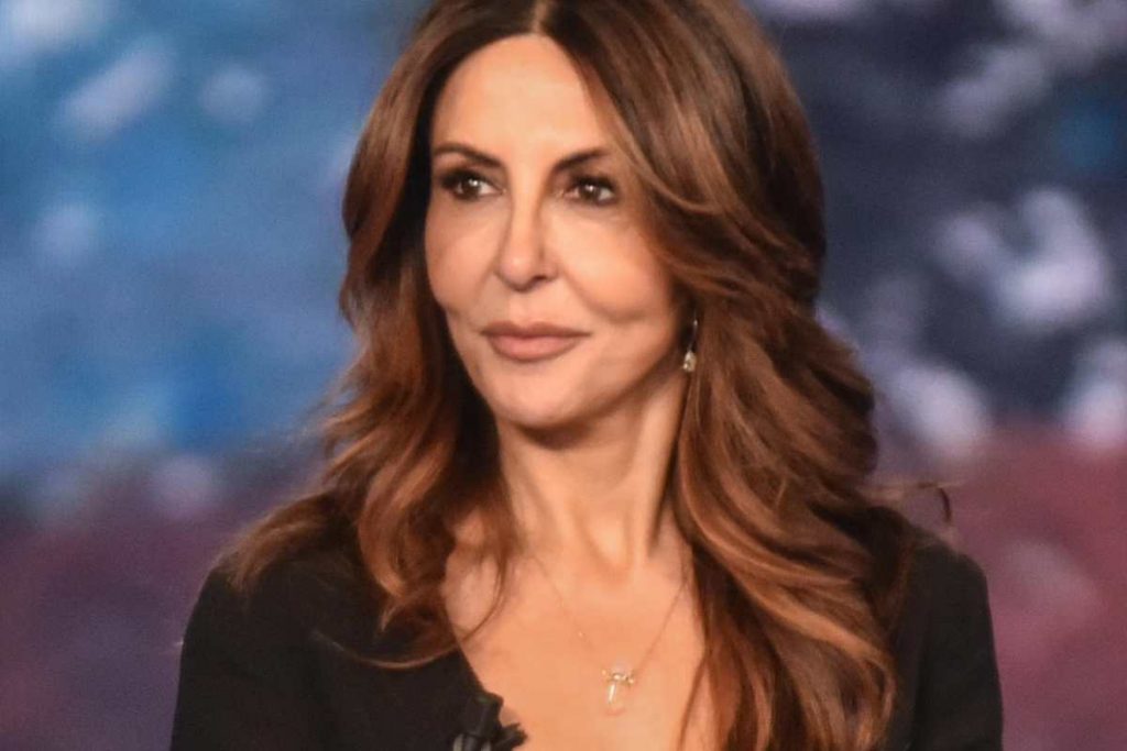 Sabrina Ferilli, il look maschile perfetto per le grandi occasioni ...